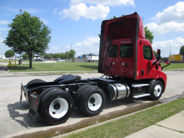 Inventory – SelecTrucks of Houston