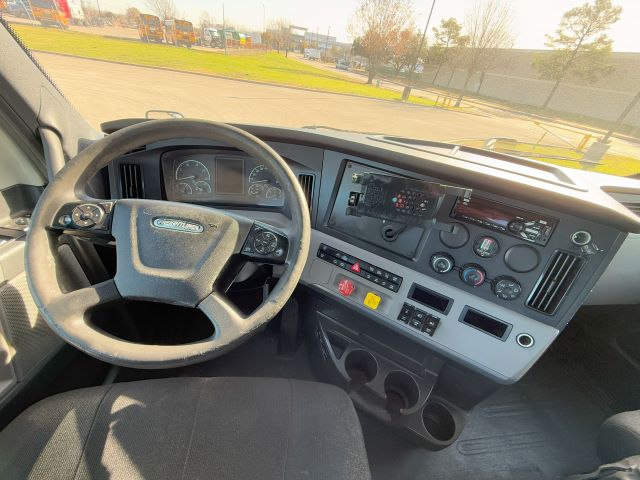 Inventory – SelecTrucks of Houston