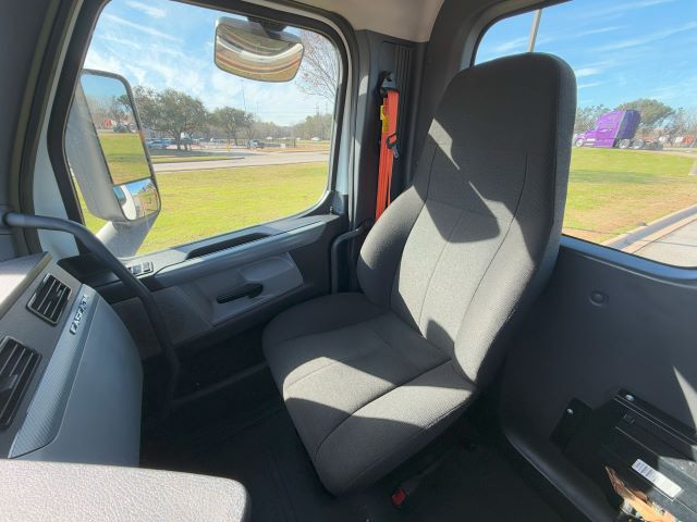 Inventory – SelecTrucks of Houston